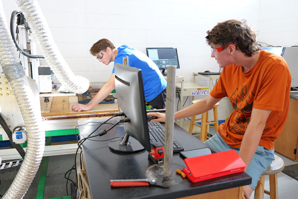 Kealakehe High students represent Hawai‘i in NASA rover challenge ...